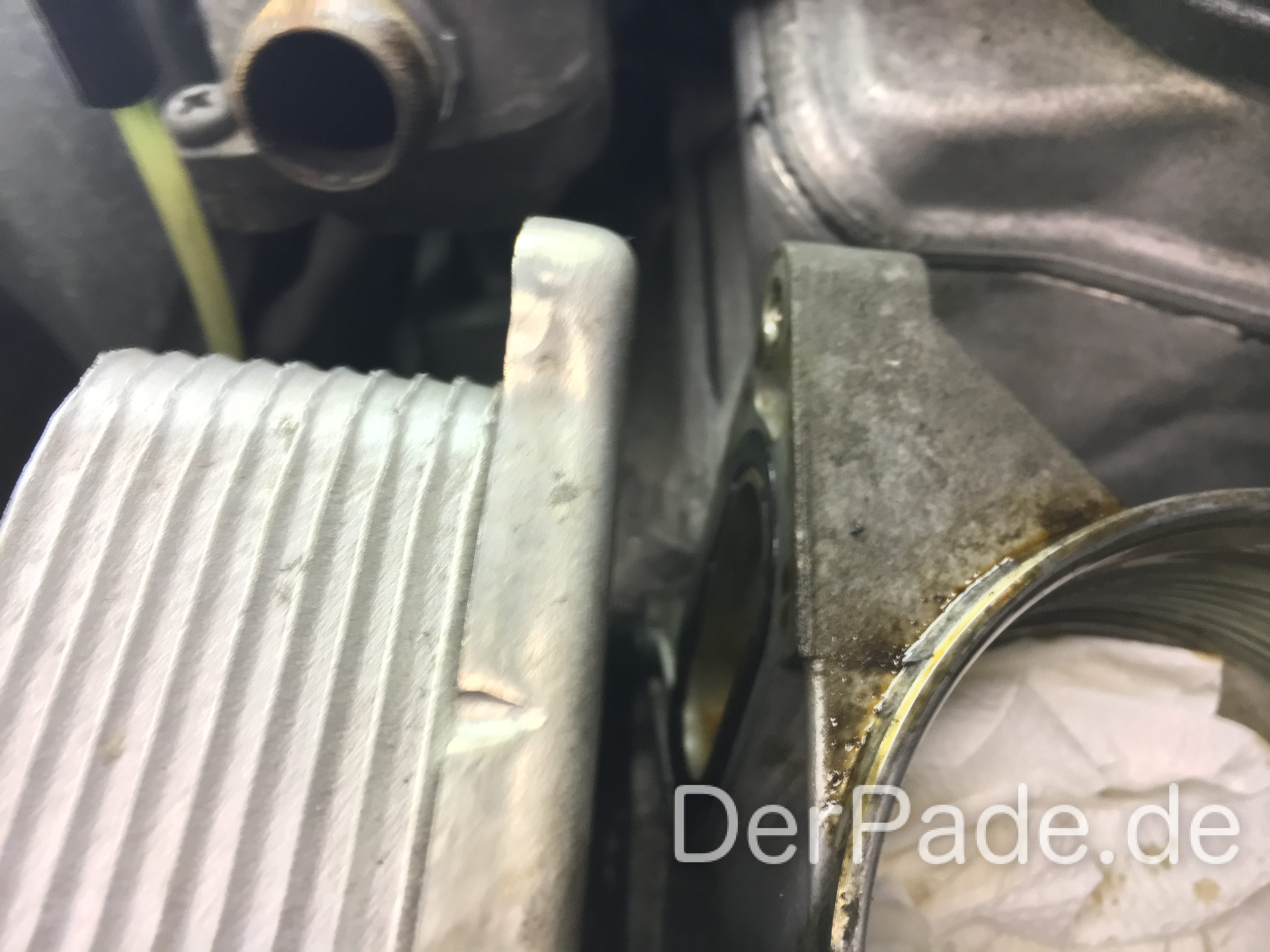 Anleitung: W203 M112 Dichtungen am Ölkühler wechseln - Der Pade